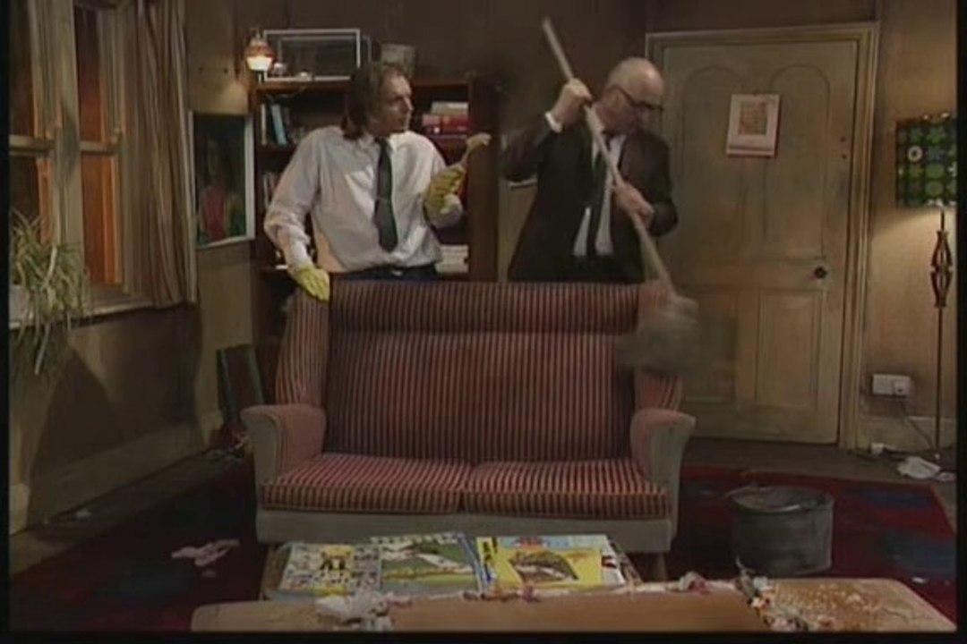 Bottom Season 2 Episode 2 - Culture - video Dailymotion