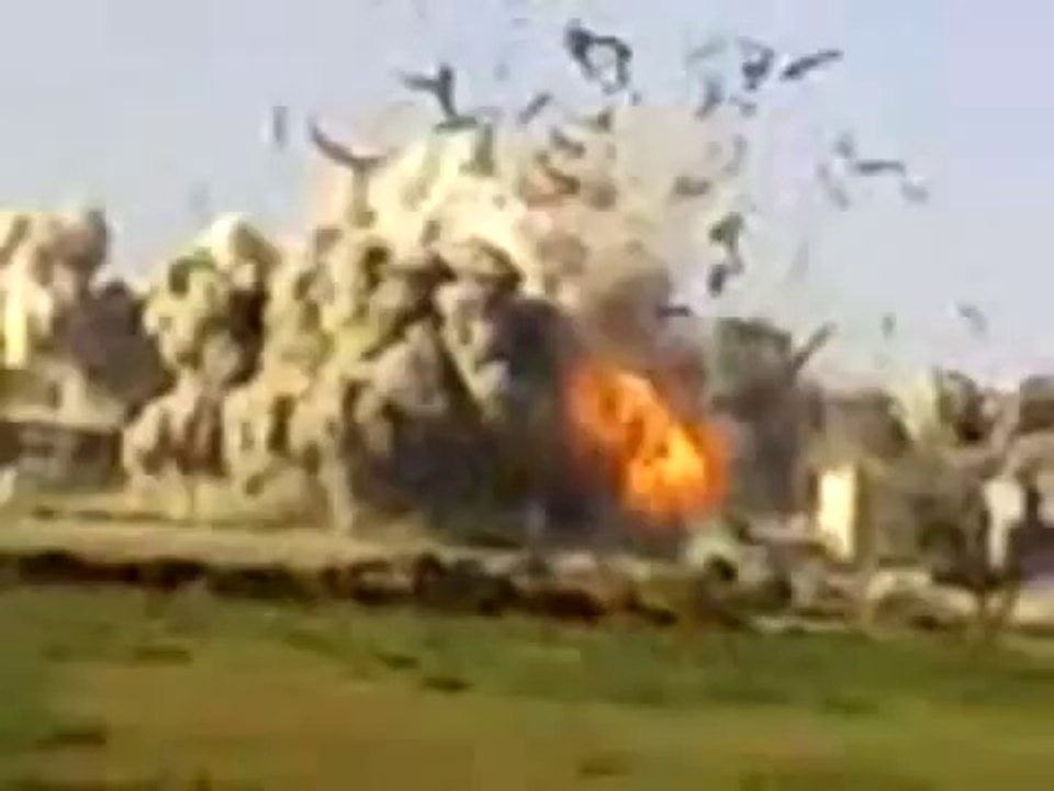 MASSIVE EXPLOSION COMPILATION! - video Dailymotion