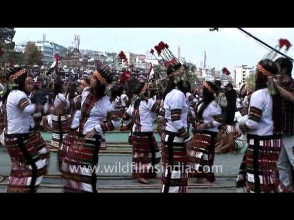 Mizo Bamboo Dance "Cheraw" - video Dailymotion