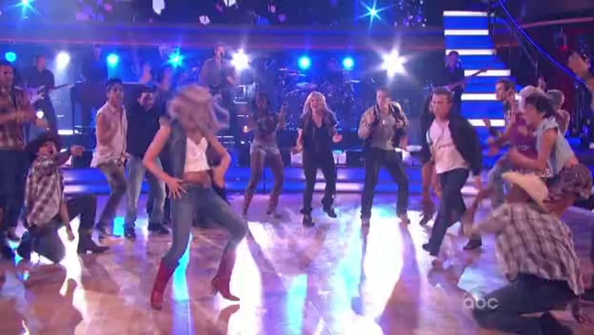 Kenny Wormald And Julianne Hough Dancing With The Stars