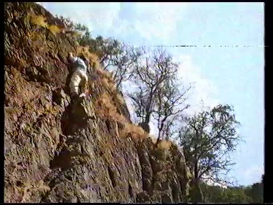 Damned River trailer - Vídeo Dailymotion