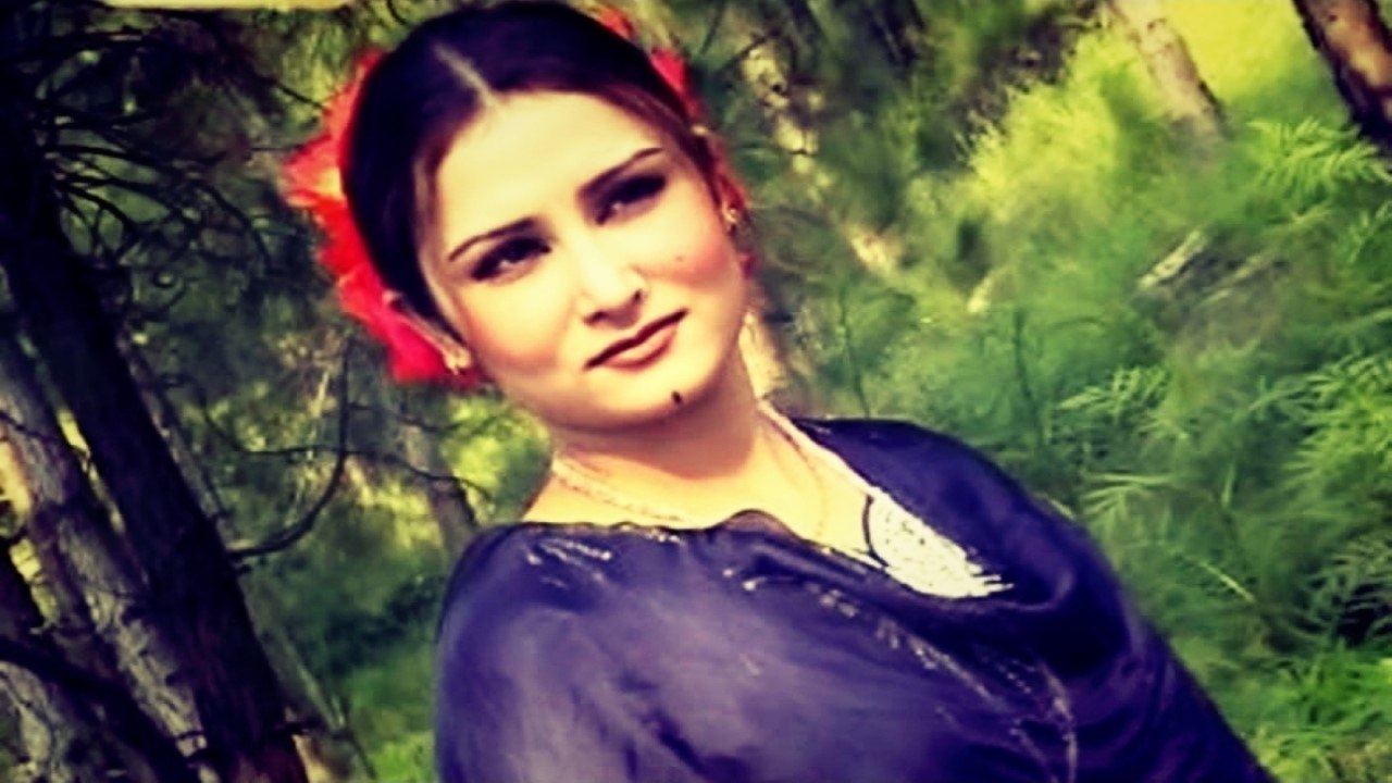 Saima Naz - Meena Ba Juwanday Wi - video Dailymotion