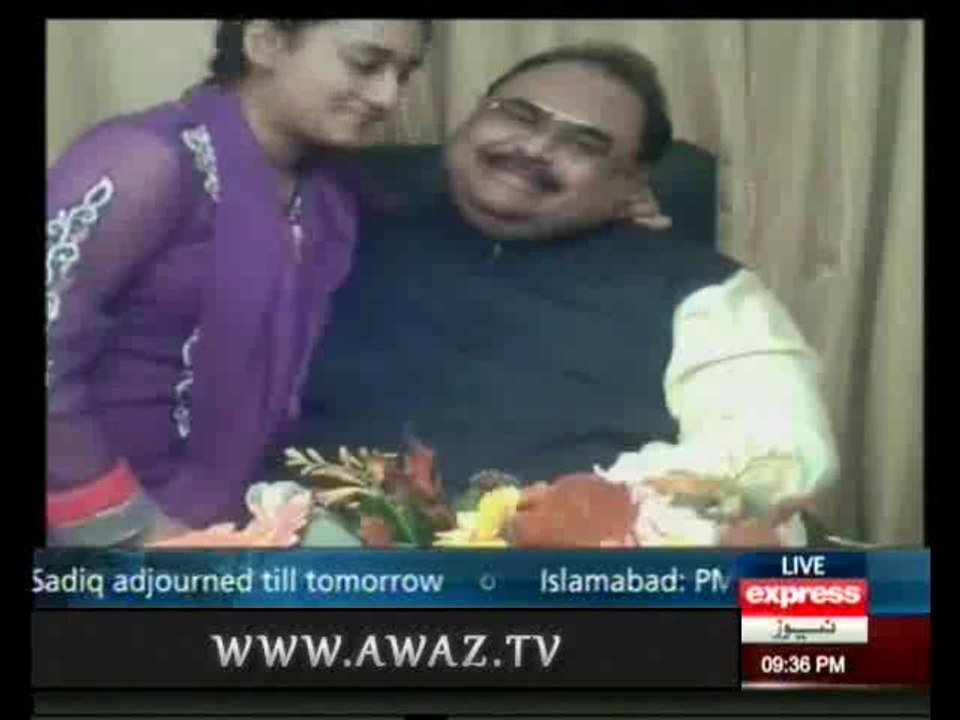 Afzaa Altaf Hugging her Father Altaf Hussain on his 61st Birthday ...