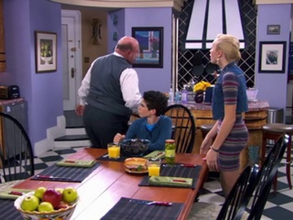 Jessie Season 3 Episode 23 - The Runaway Bride of Frankenstein - Full ...