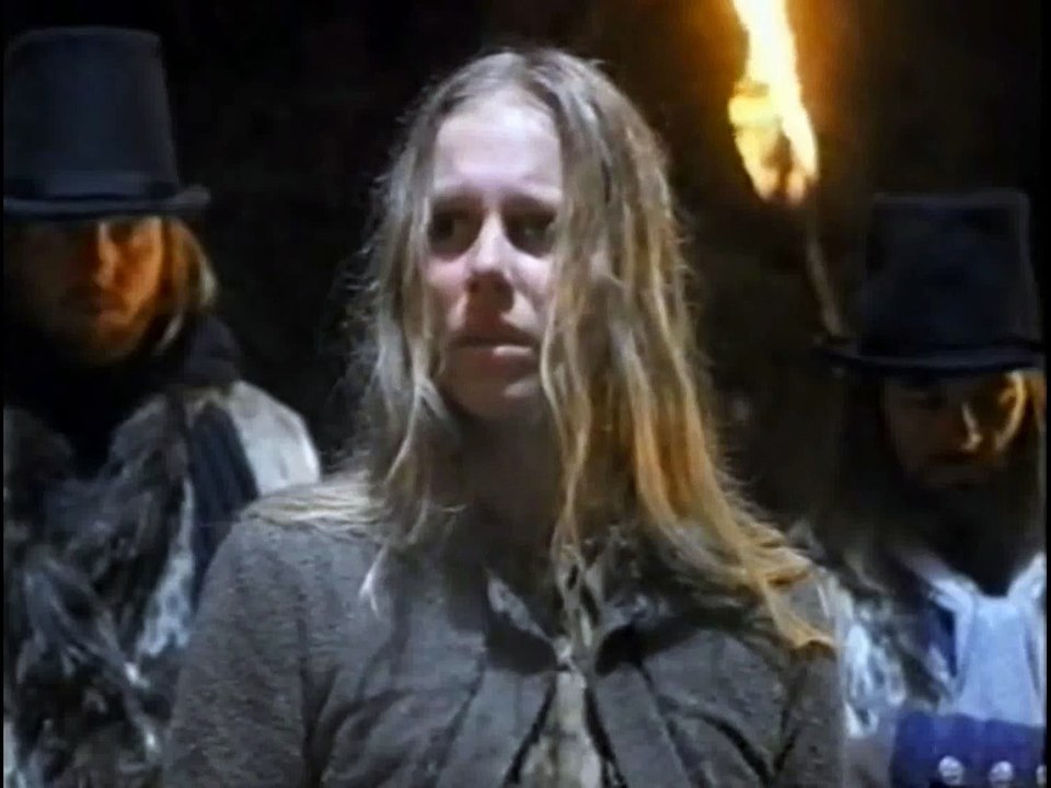 Beheading Scene from Icelandic Film Agnes (1995) - video Dailymotion