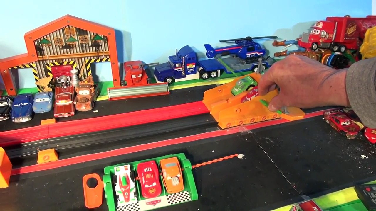 Pixar Cars Riplash Racer Re-match with Lewis Hamilton vs Francesco ...