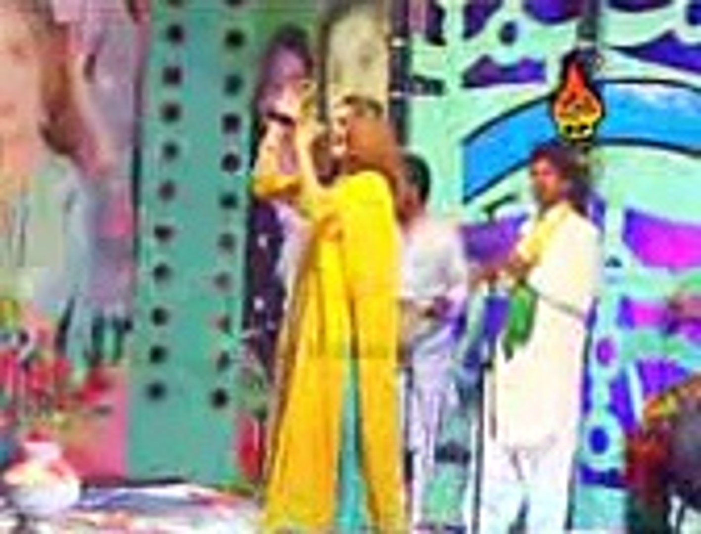 Nighat Naz Family Yo Yo Honey Singh's Glory: Featuring Wahab Bugti