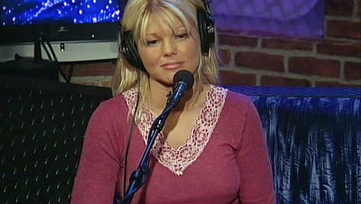 HTVOD - Donna D'Errico, Comic Book Movie - 01-27-04 [WDM] - video ...