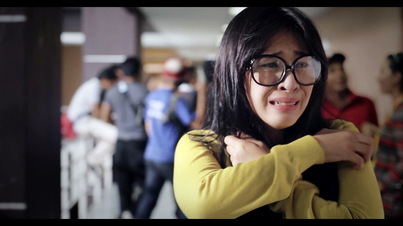 Sunti @ Facebook - Trailer - video Dailymotion