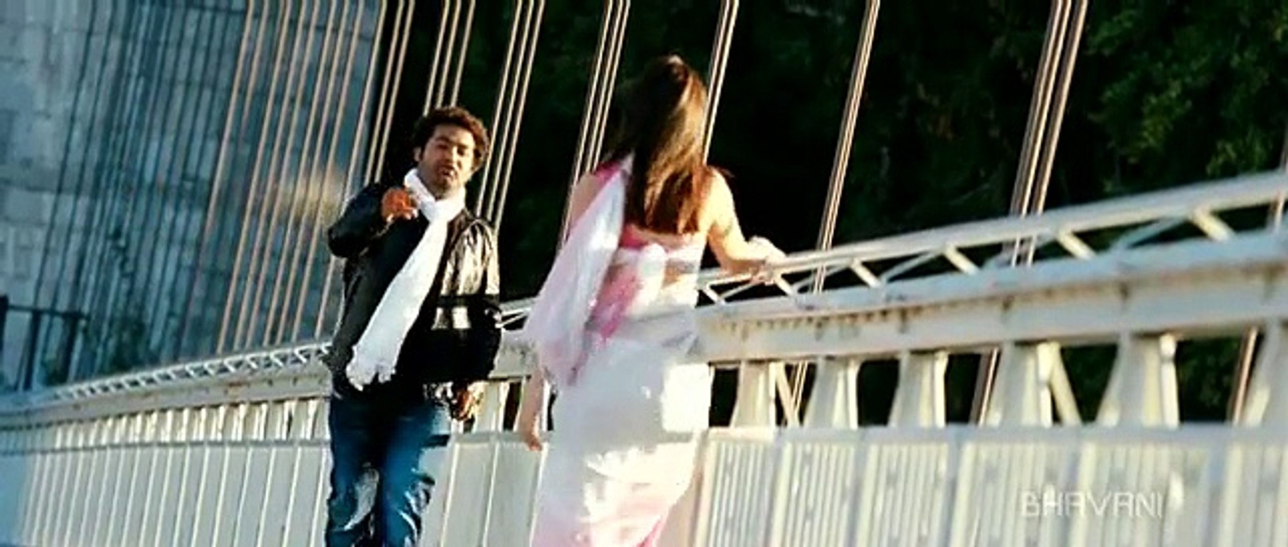 Oosaravelli Niharika Song