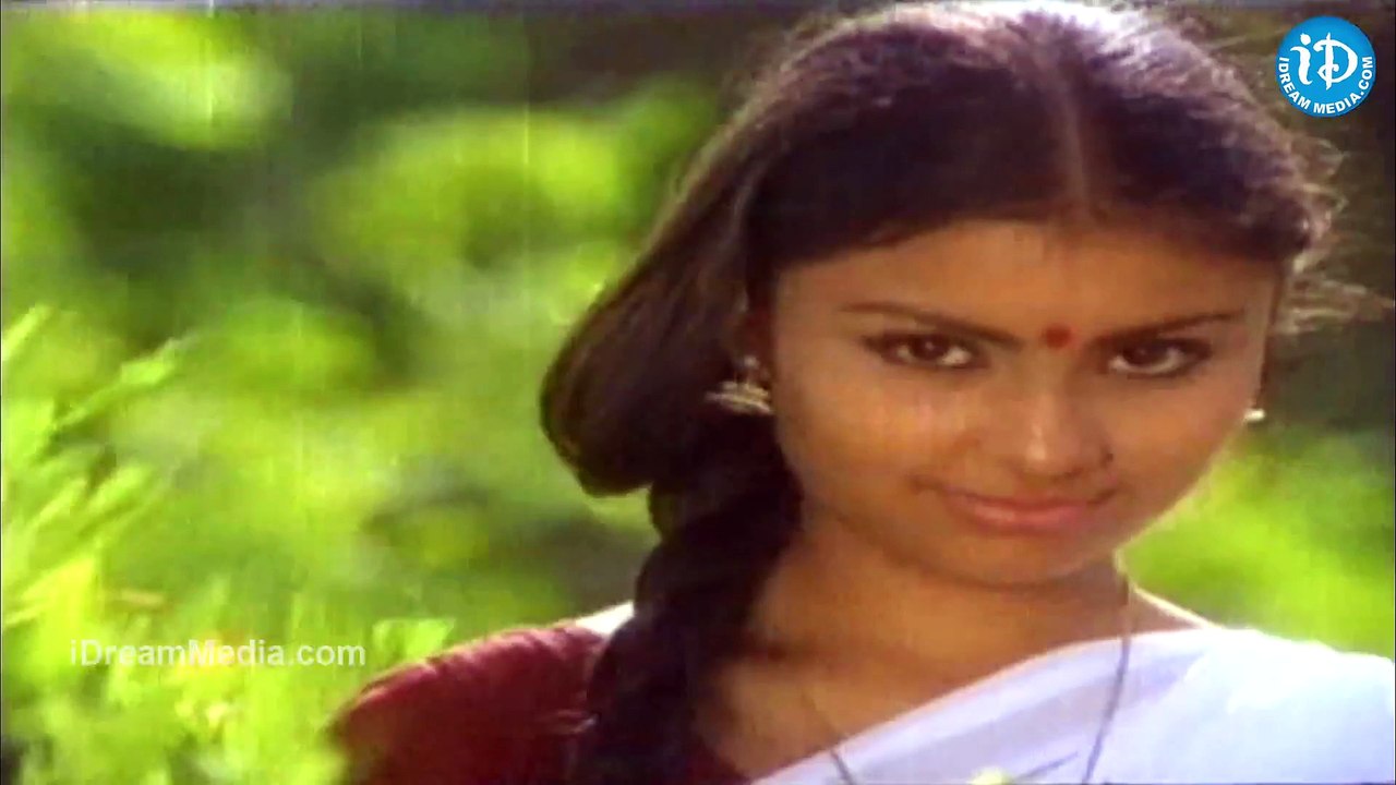Chinukula Raali Song - Nalugu Stambalata Movie Songs - Naresh ...
