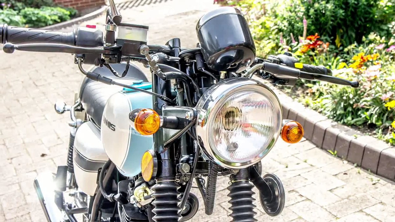 Sinnis Cafe 125 Motorcycle Promotion Video - video Dailymotion