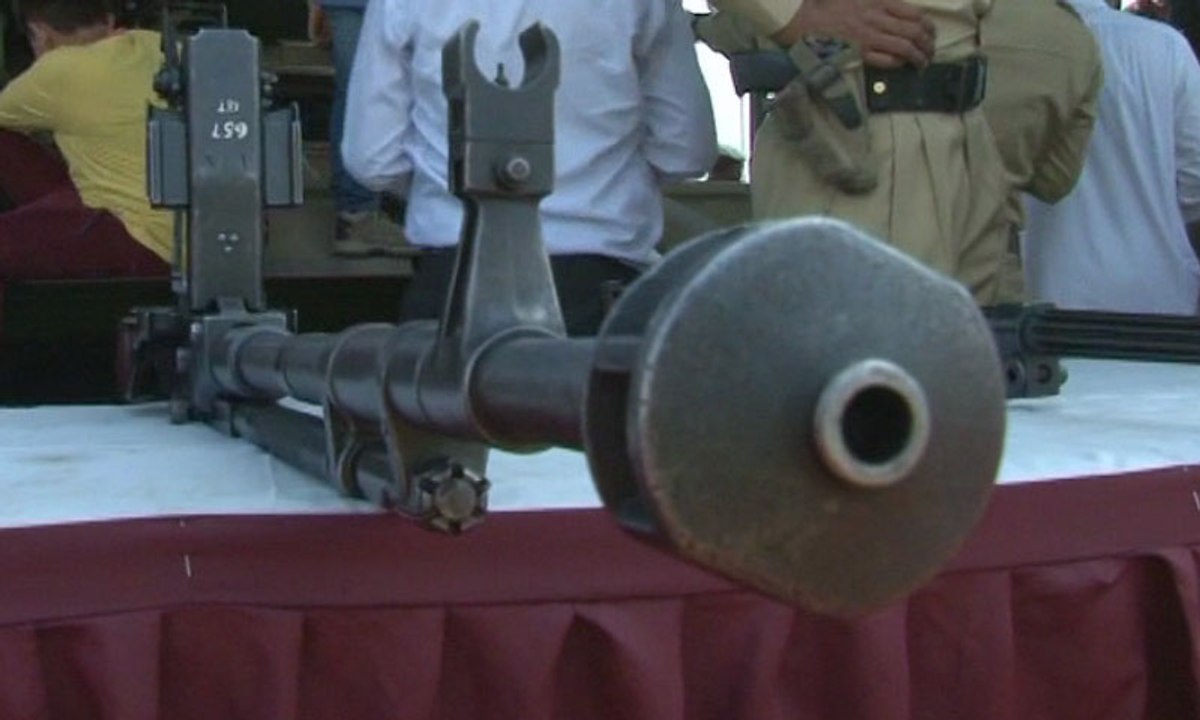 Pak Army Weapons Exhibition on Pakistan Day - video Dailymotion