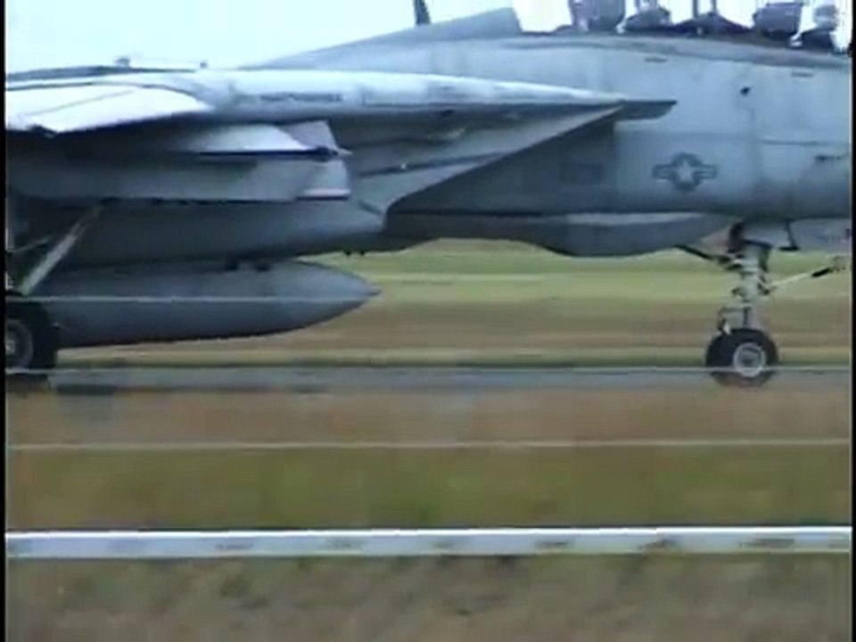 F-14 TOMCAT Full Afterburner Take off 1996 [Long] - video Dailymotion