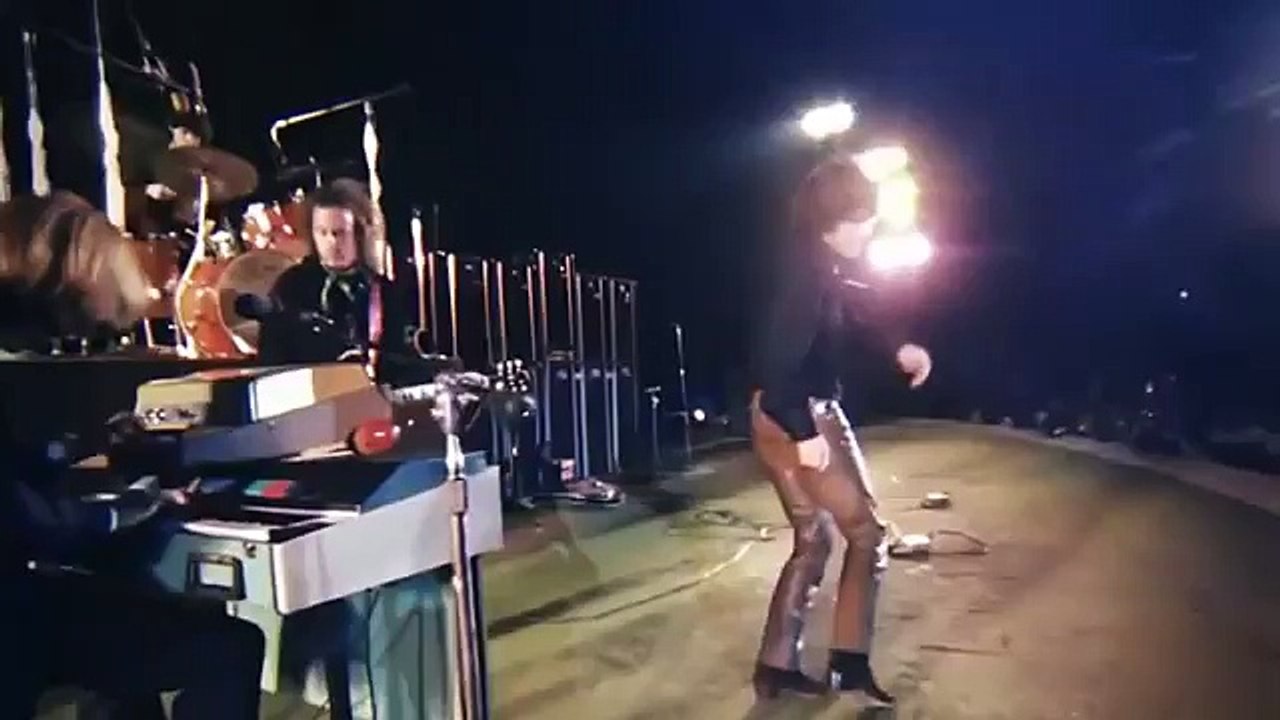 The Doors - The end (Jim Morrison bailando / Jim Morrison dancing ...