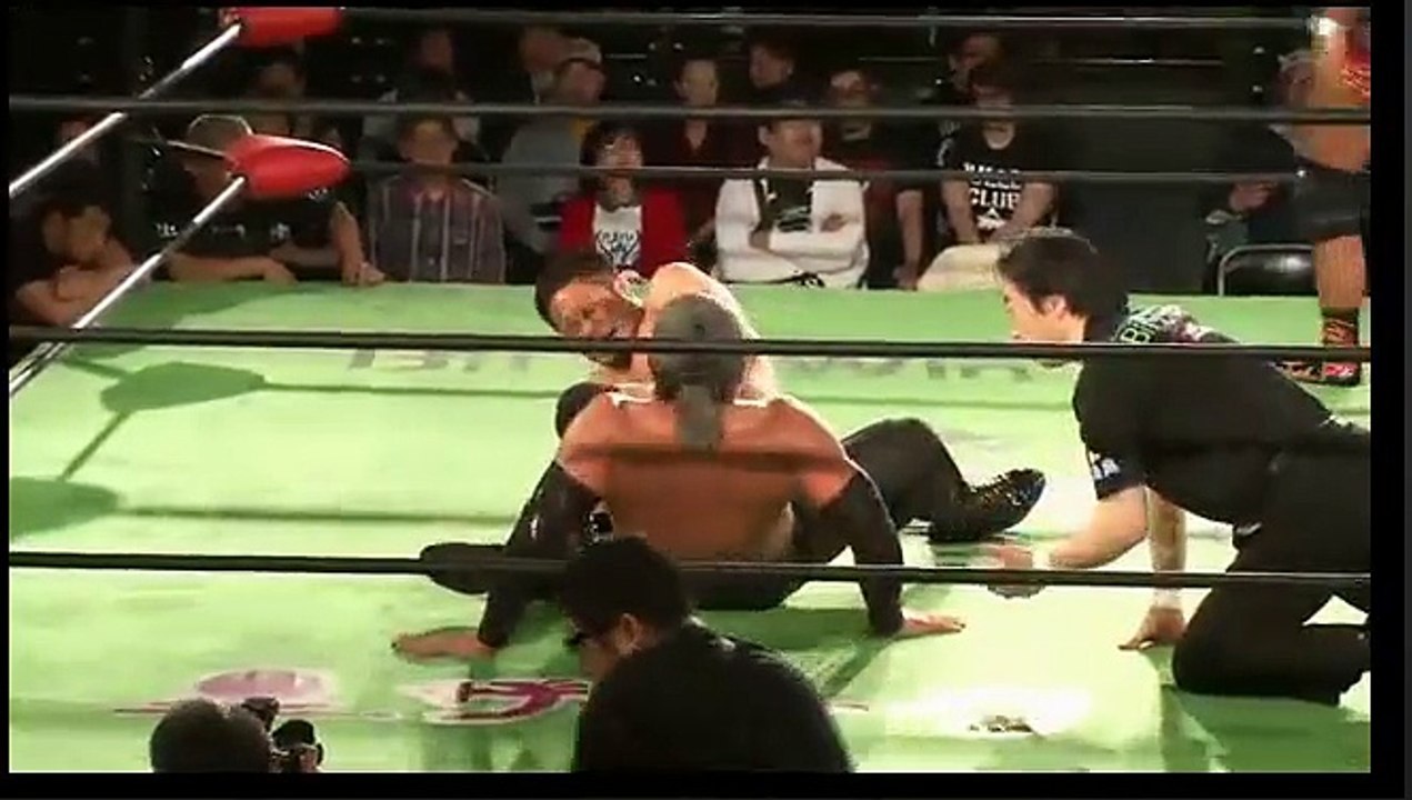 Takashi Sugiura & Masato Tanaka vs. Maybach Taniguchi & Maybach #2 ...