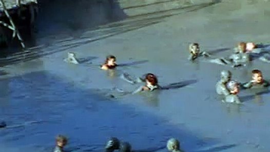 Mud Swim - video dailymotion