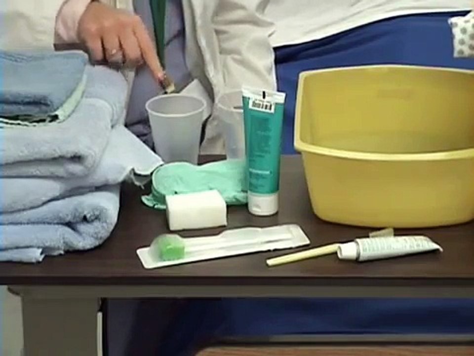 Giving a Patient a Bed Bath - video Dailymotion