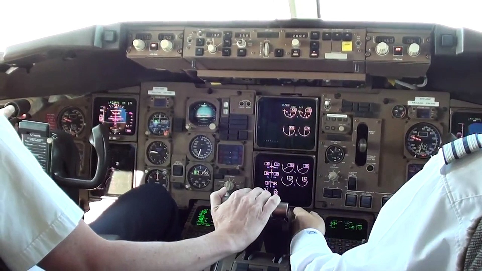 Boeing 767 300 Cockpit