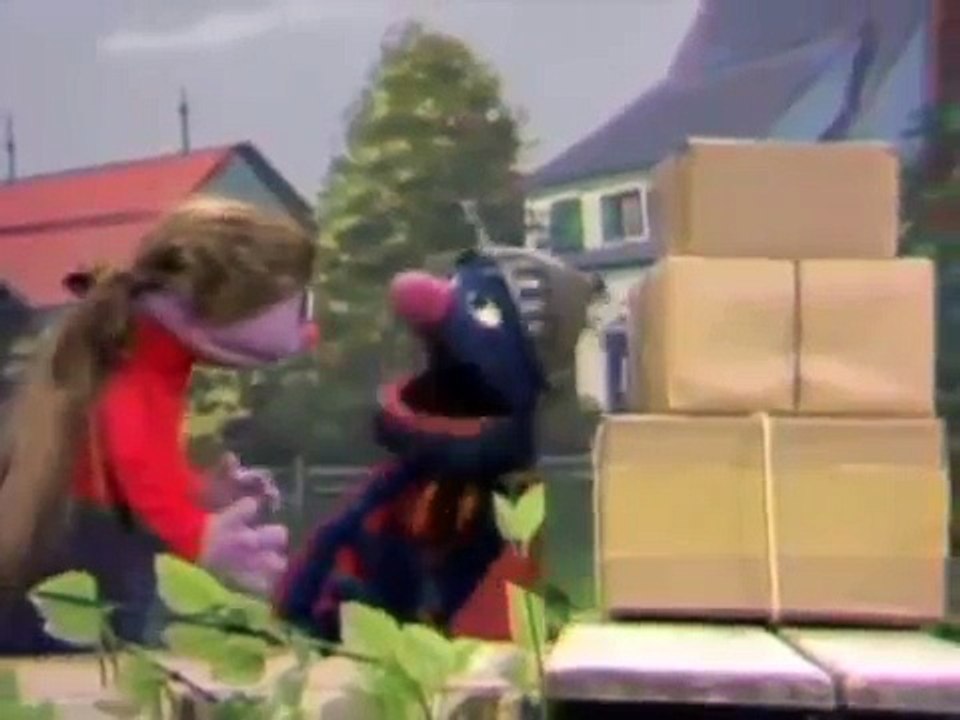 Classic Sesame Street - Super Grover helps with boxes - video Dailymotion