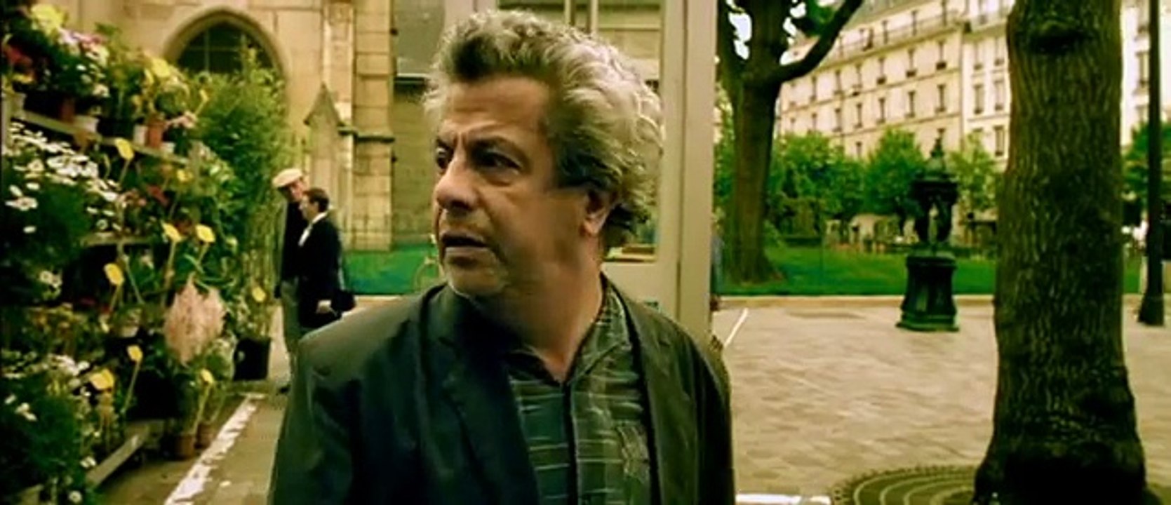 Amelie Childhood memories box scene - video Dailymotion