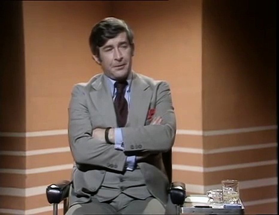 Dave Allen on Death (funeral sketch) - video Dailymotion