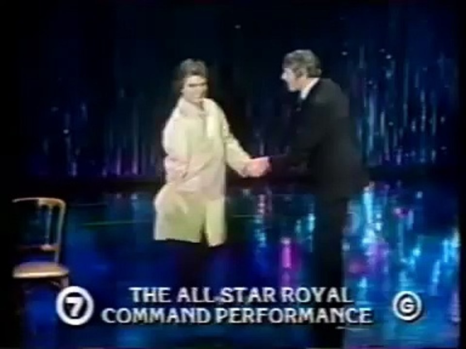 'One Leg Too Few' - Peter Cook & Dudley Moore 1970s - video Dailymotion