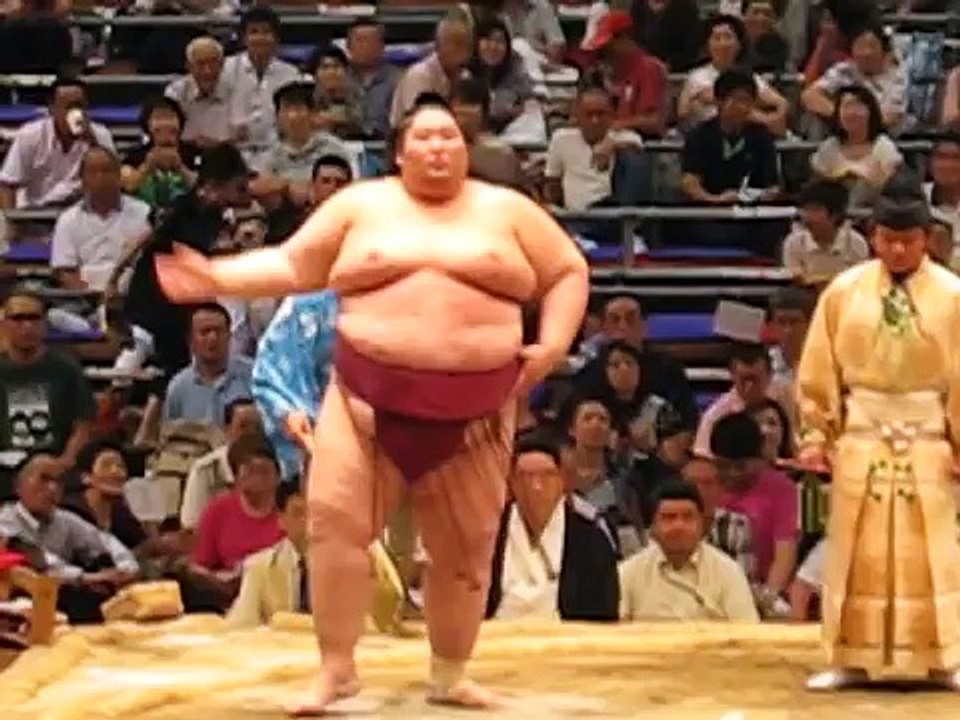 best sumo match ever - nagoya - 21.07.2010 - video Dailymotion
