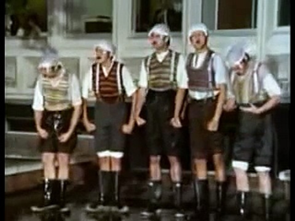 Monty Python - Architect Sketch (czech sub) - Video Dailymotion
