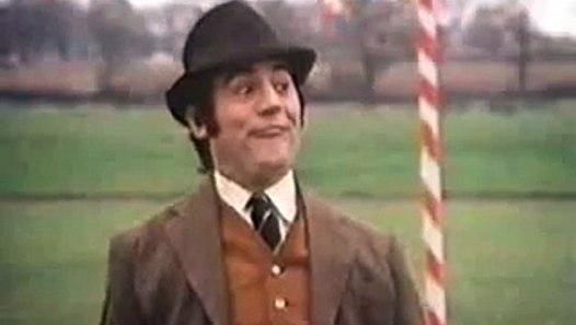 Monty Python - Upper Class Twit Of The Year - video dailymotion