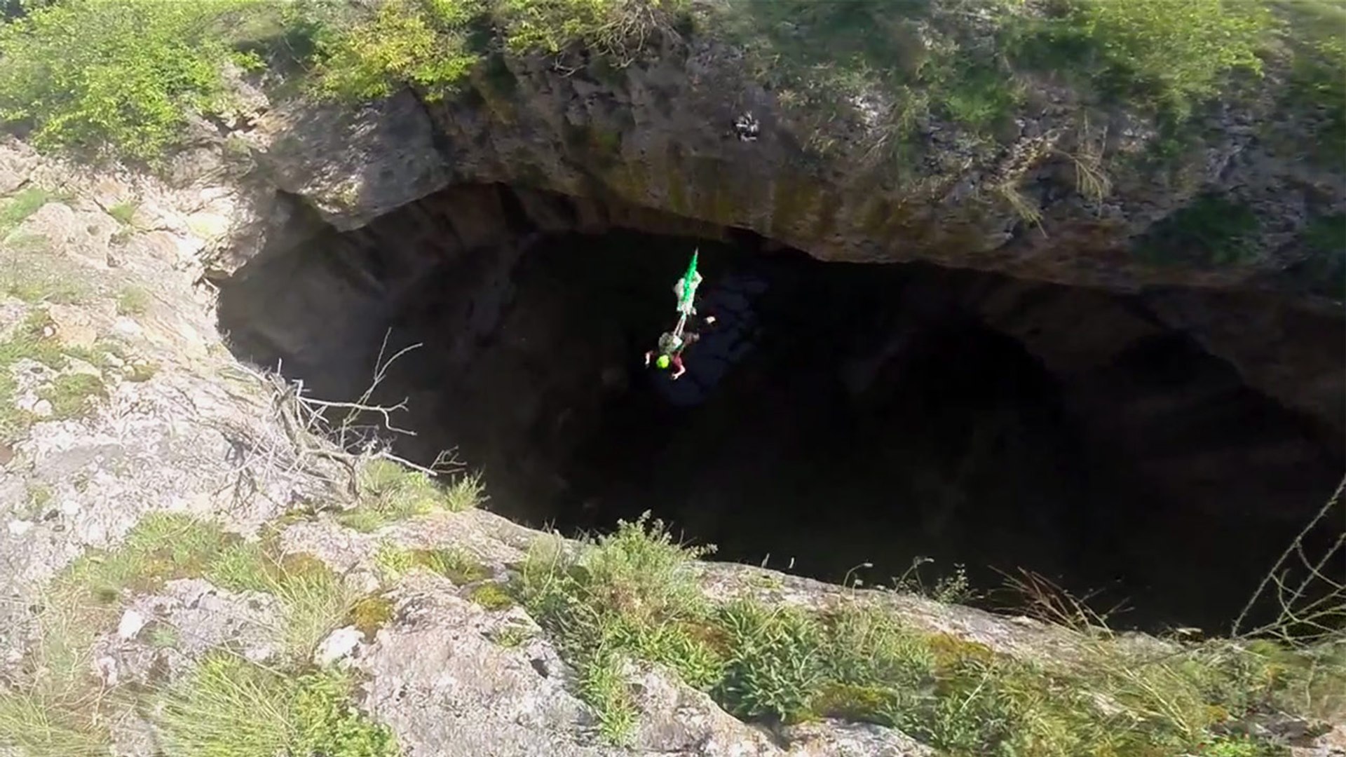 Base Jumping Cave
