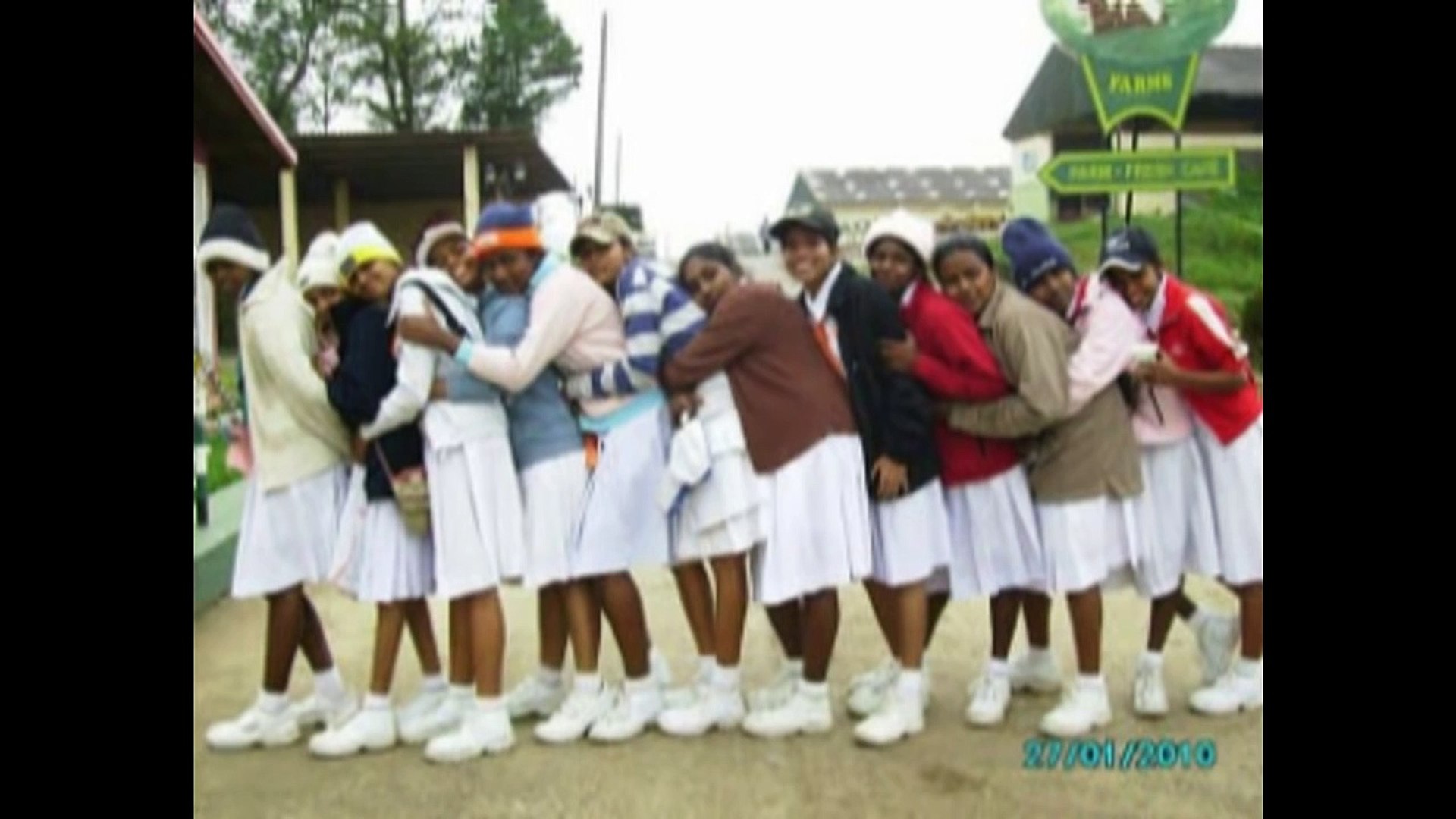 Lankawe School Kello