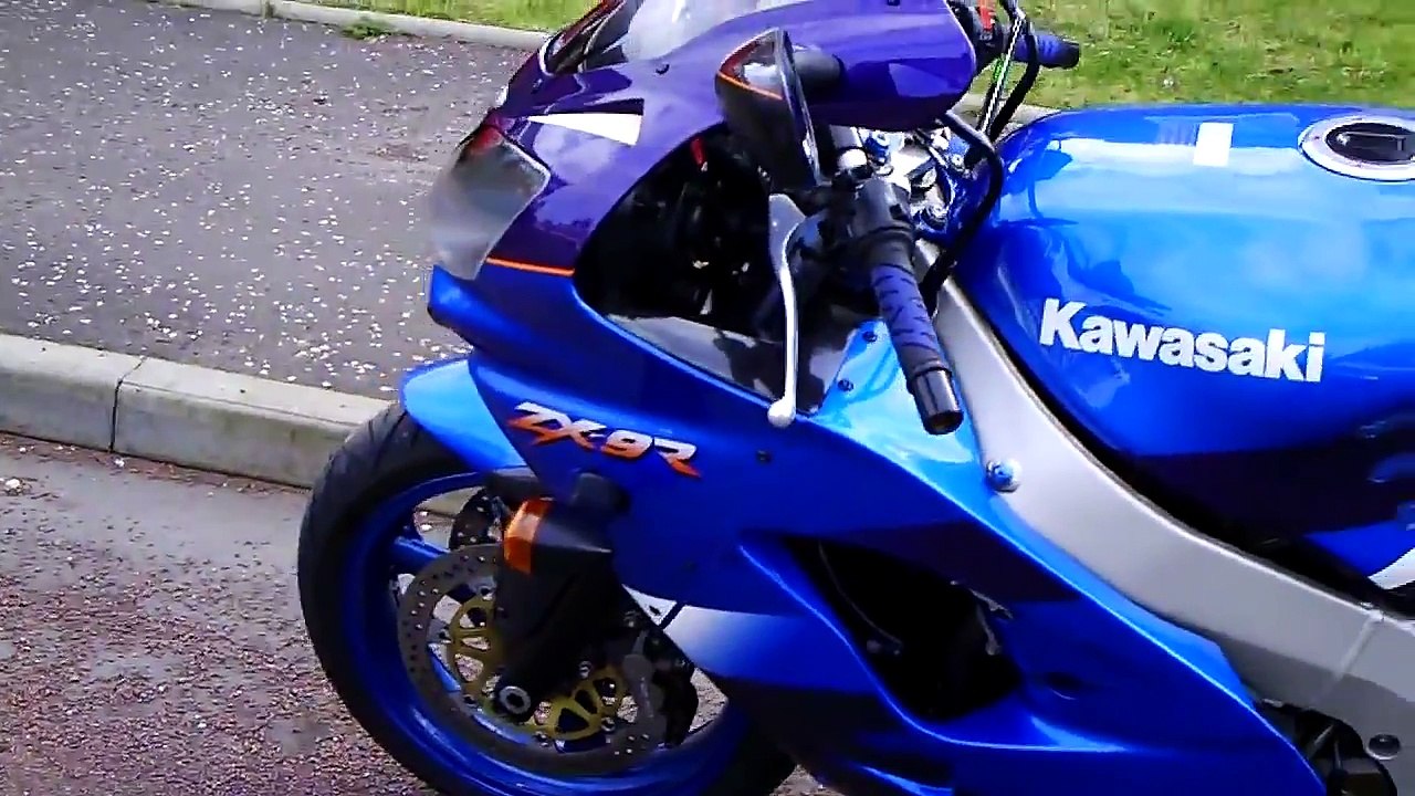 Kawasaki ZX9R 2000 E1 X Reg Blue low milesage datatool digi gear ...