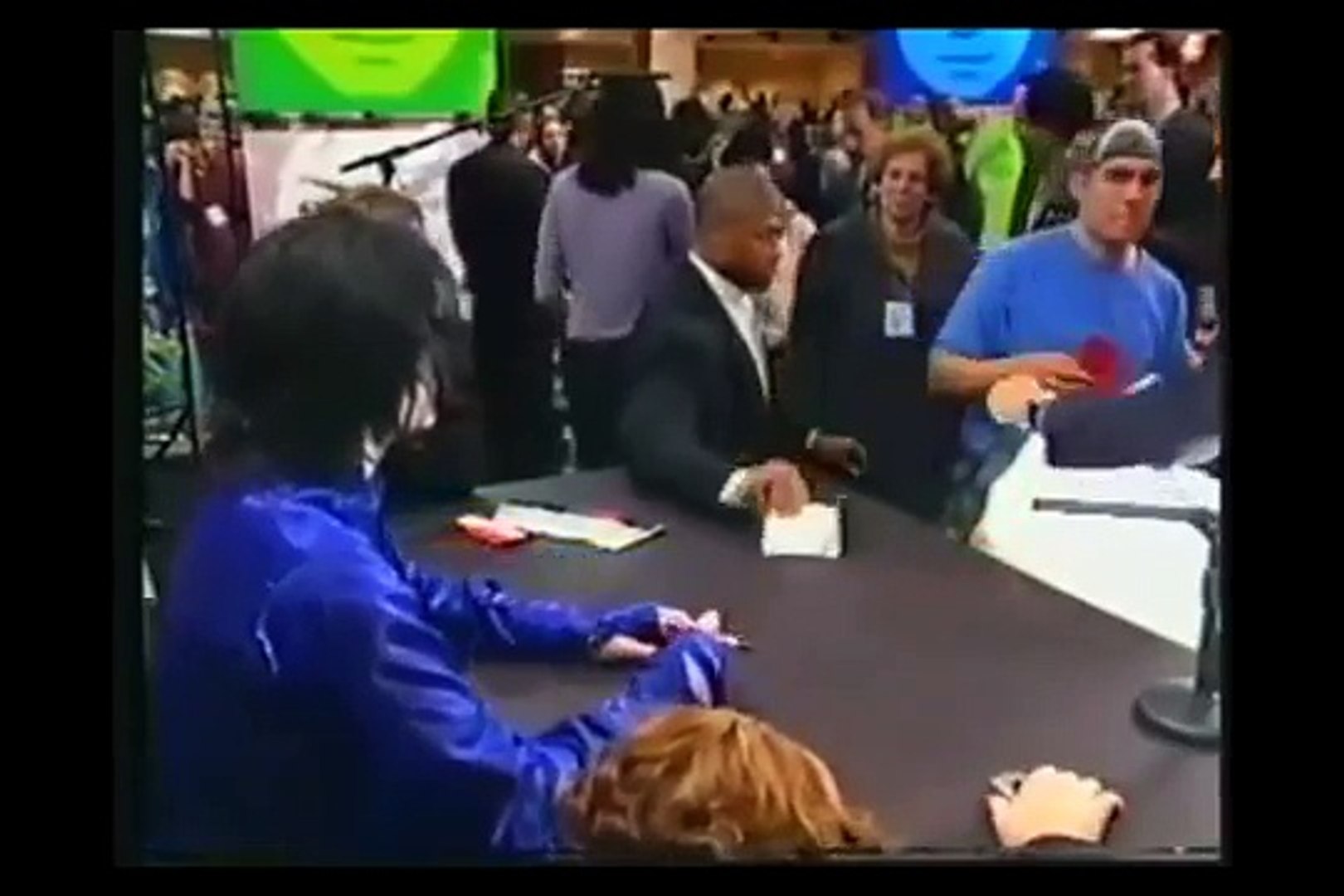 Michael Jackson Invincible Signing