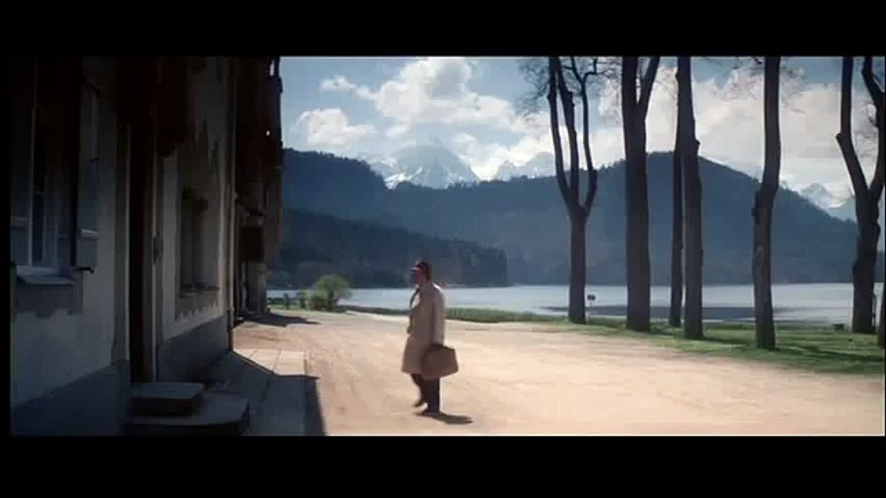 Pink Panther - Peter Sellers as Clouseau, "Does your dog bite"? - video ...