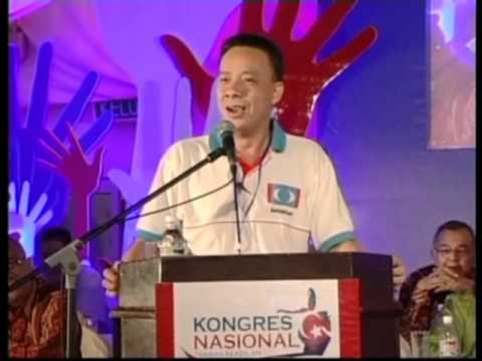 Tan Ah Kow: Reformasi Pendidikan Dari PKR (Part 2/3) - video Dailymotion