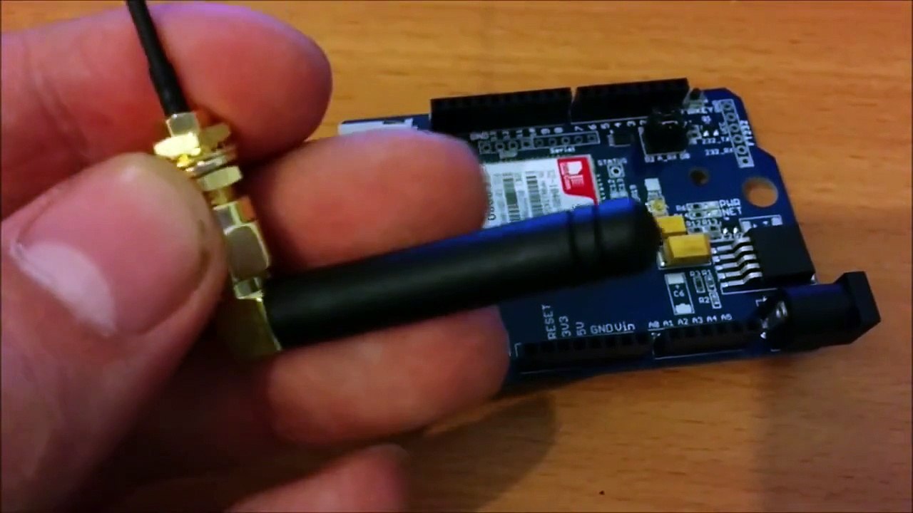Arduino Mega 2560 with SIMCOM SIM900 Quad-band GSM GPRS Shield - video Dailymotion