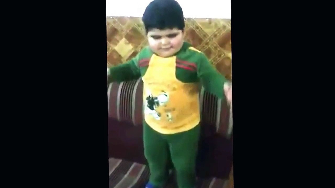 WHAT THE HECK!!!|Weird Dancing Fat Baby - video Dailymotion