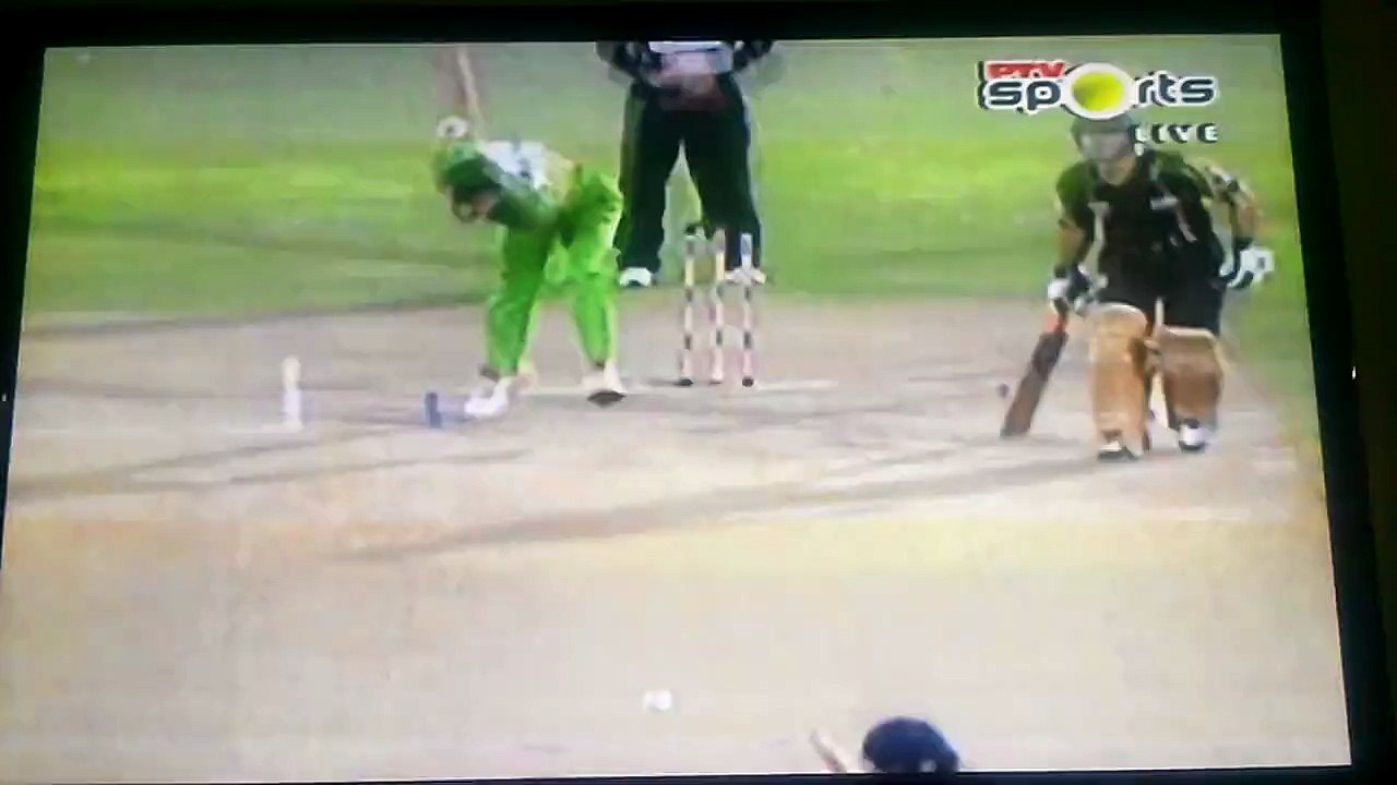 best wicket keeper catch jamal anwar HBL - video Dailymotion