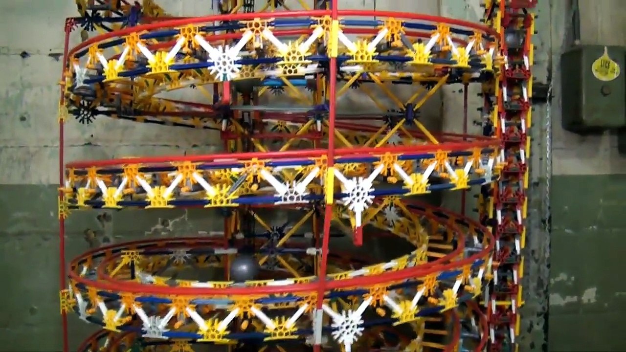 Record du monde de La plus grande machine a boule K’Nex - Vidéo Dailymotion