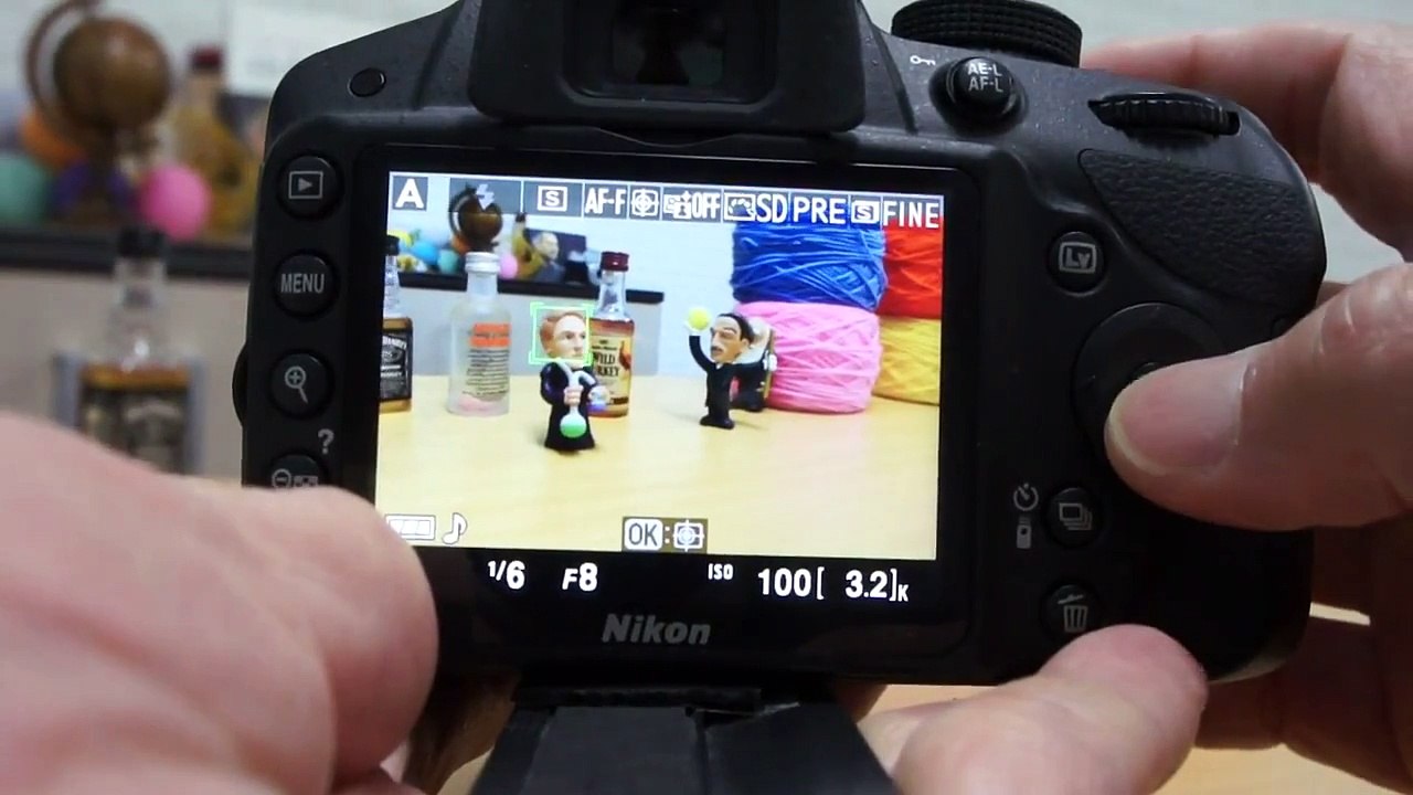 Nikon D3300 / D3200 Focus Square Tutorial | How to Focus Training Video ...