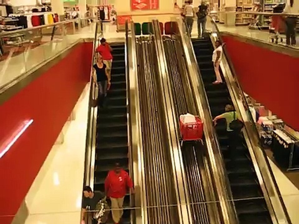 Target Shopping Cart Escalator in Chicago, Illinois - video Dailymotion