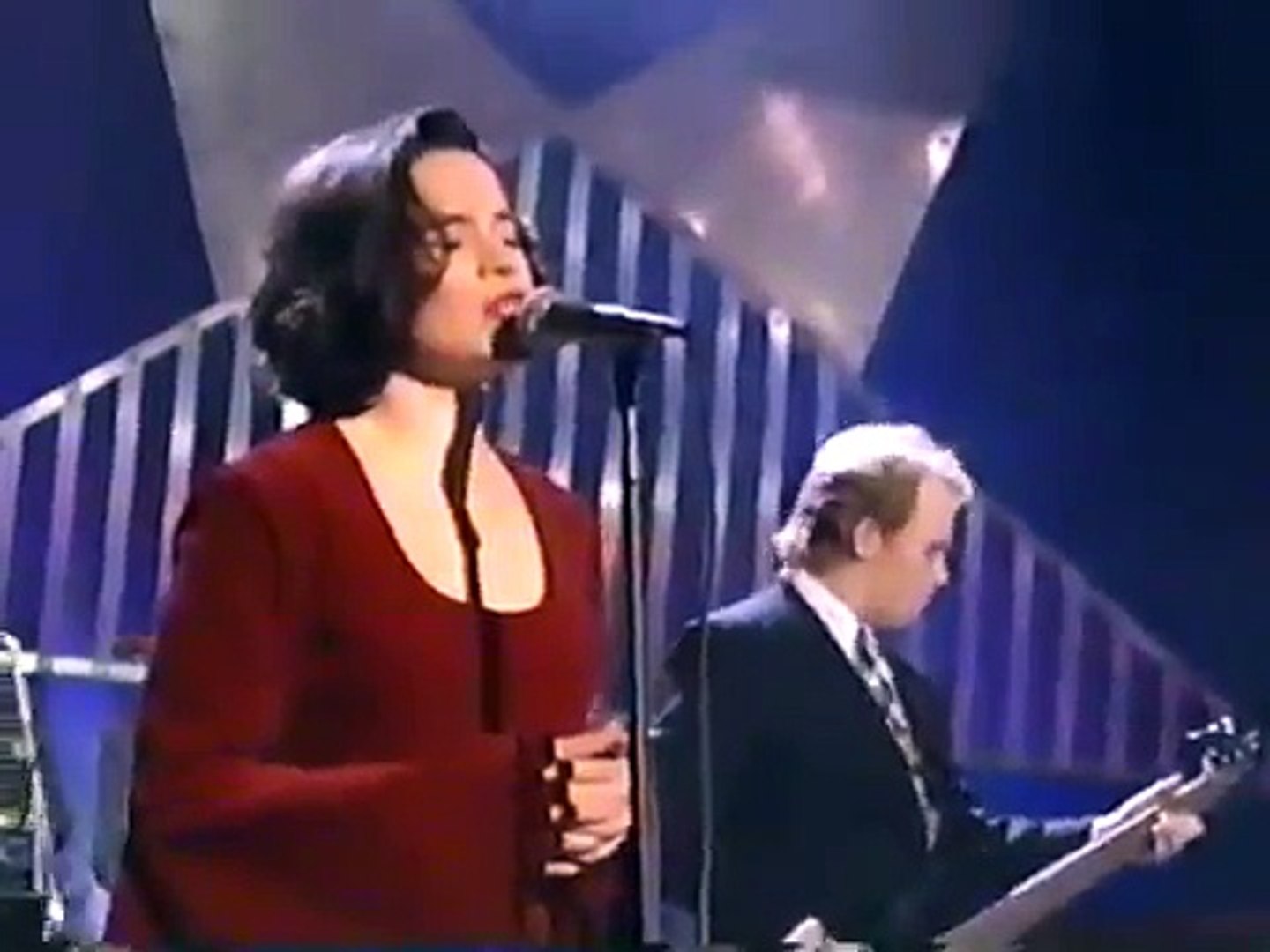 Natalie Merchant Michael Stipe Natalie Merchant Wikipedia