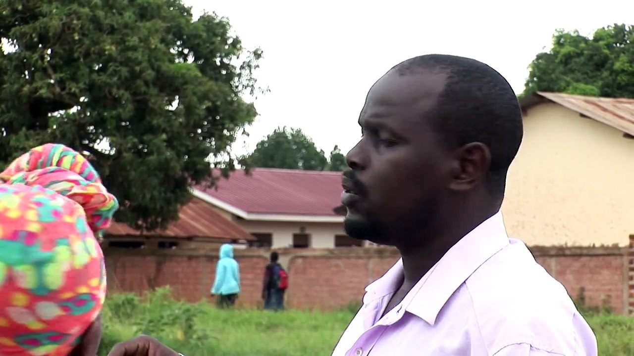 The land broker Kansiime Anne - African Comedy - video Dailymotion