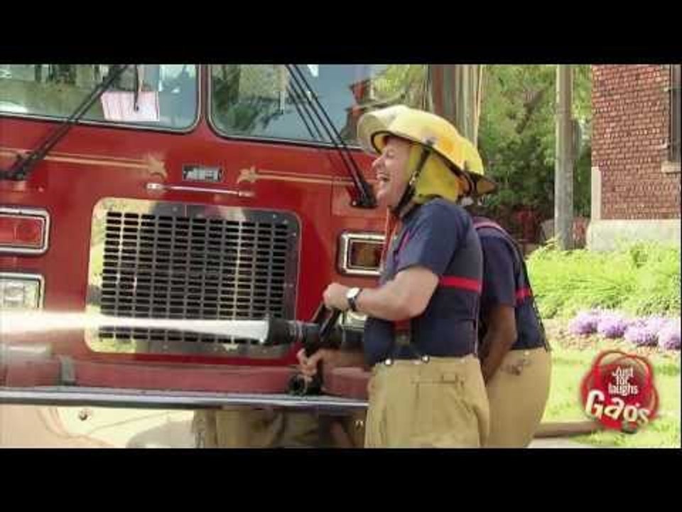 Police Officer VS Firefighter - video Dailymotion