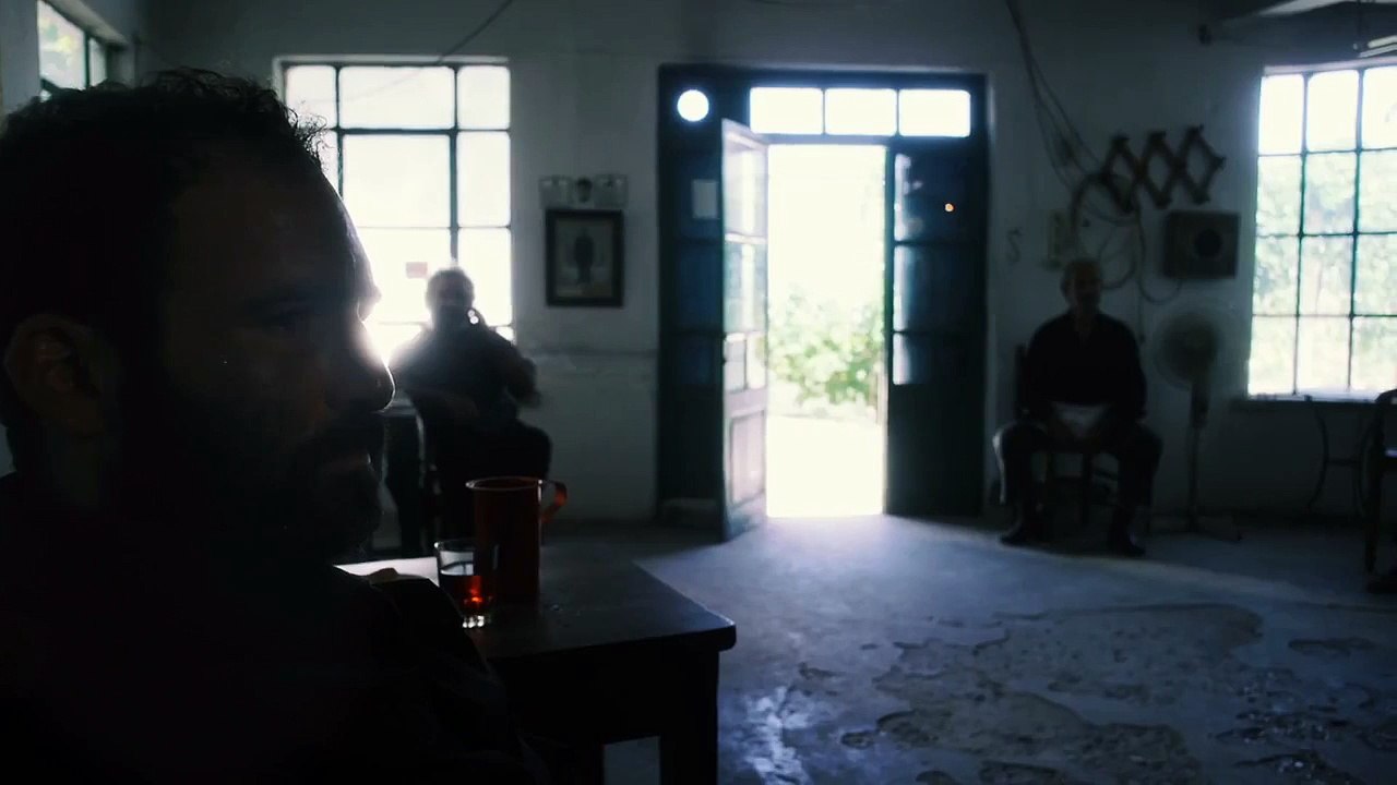 '' Να σταθώ στα πόδια μου '' - video Dailymotion