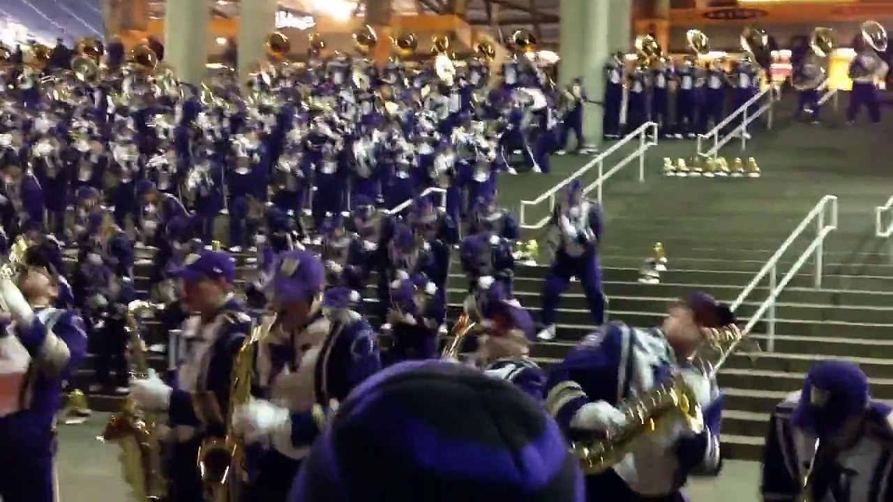 Huskies UW Marching Band Louie Louie - video Dailymotion