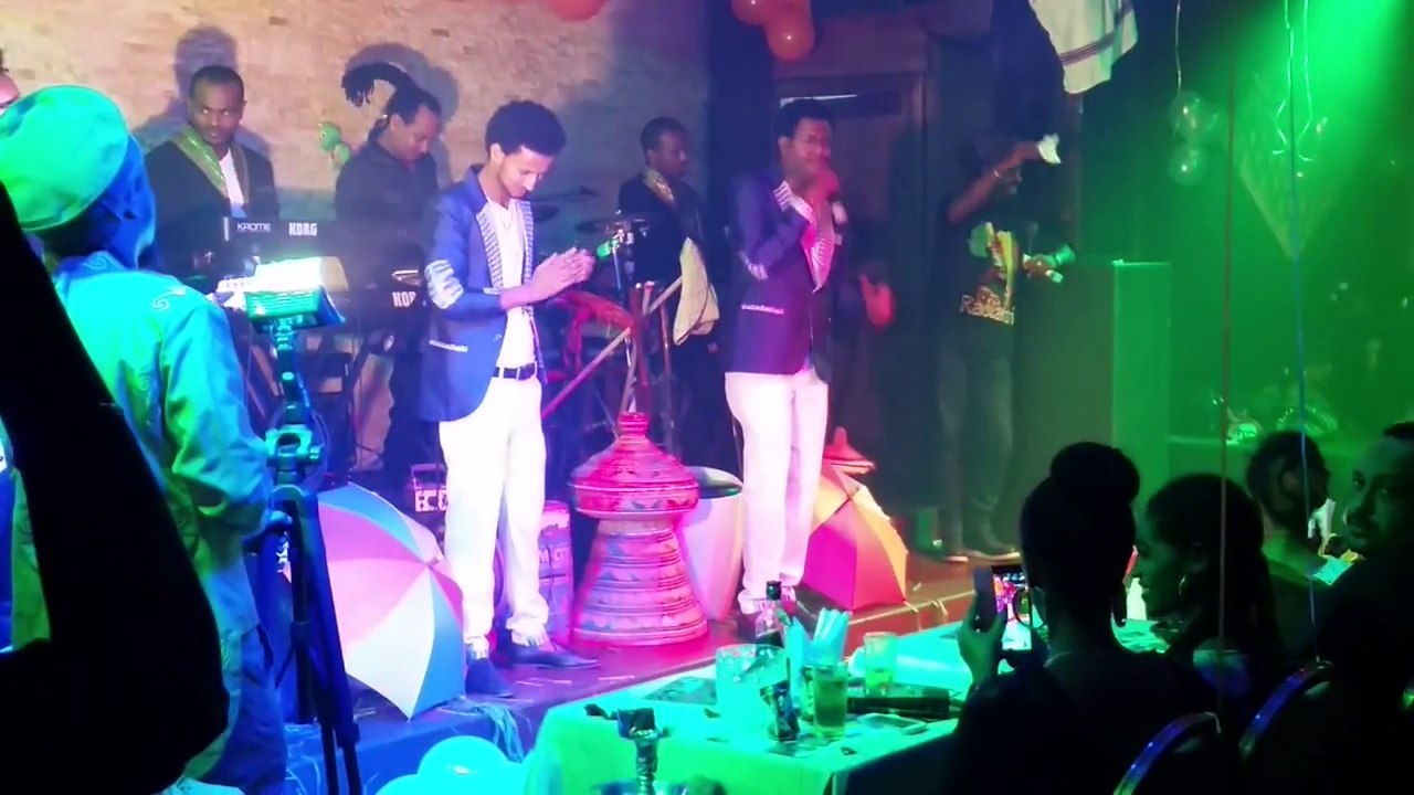 Dawit Tsige and Esayas Tamrat performing together - video Dailymotion
