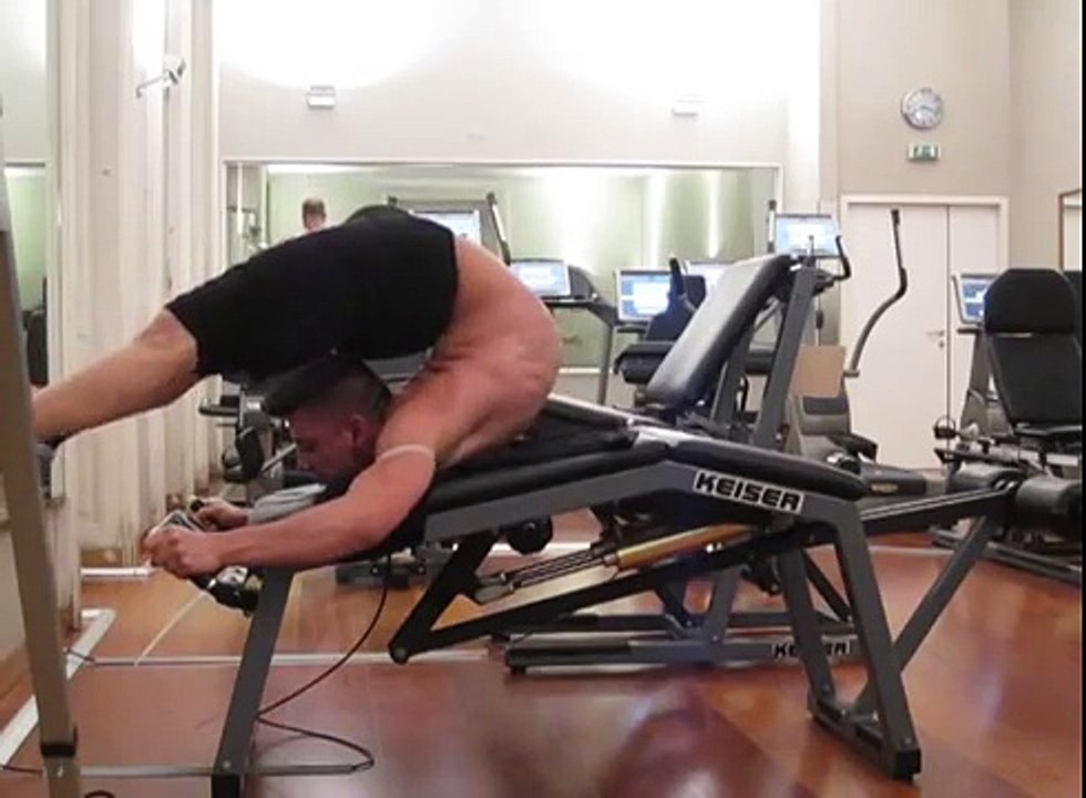 Contortion Training/ Flexman/ Extrem Bending - video Dailymotion