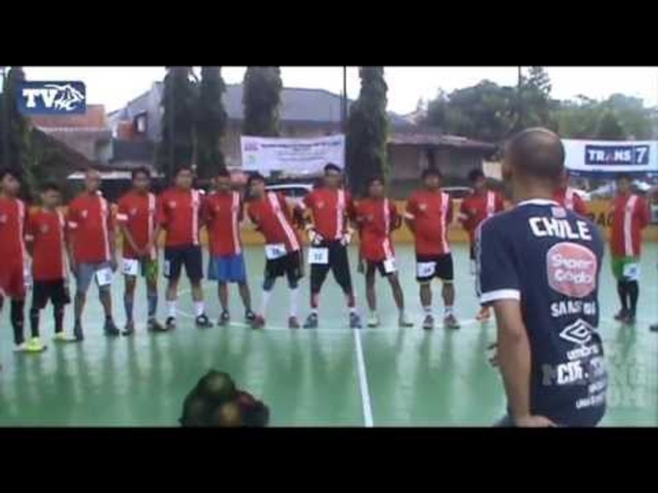 Seleksi Timnas Indonesia untuk Homeless World Cup 2014 - video Dailymotion